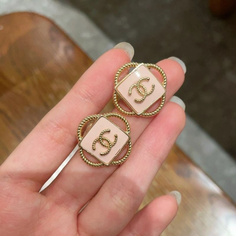 Accurate model Chanel Earrings