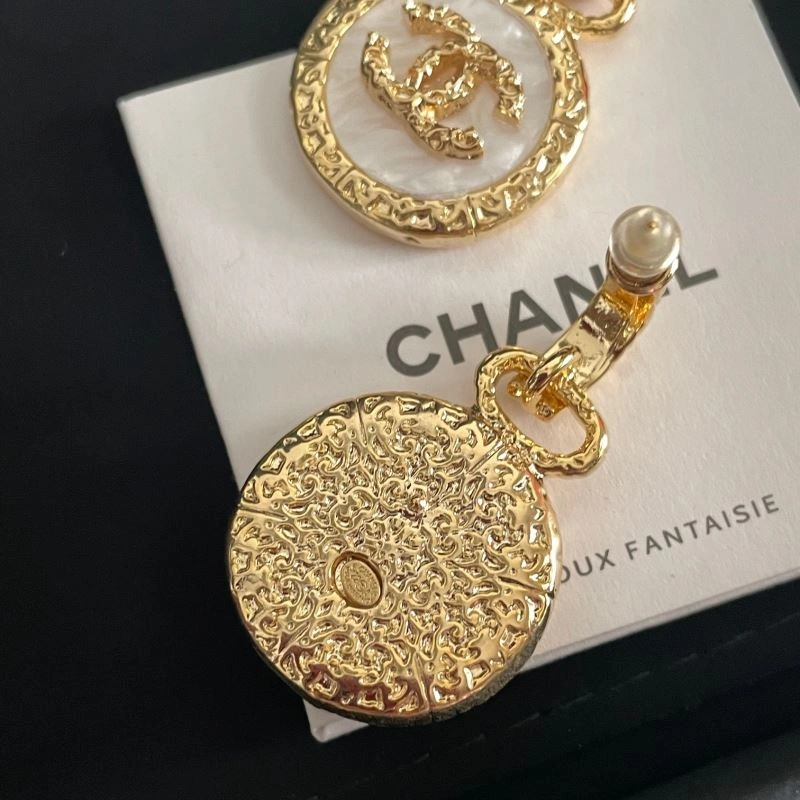 High fidelity Chanel Earrings