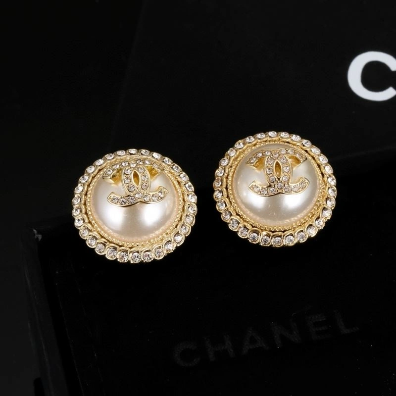 Top mirror Chanel Earrings