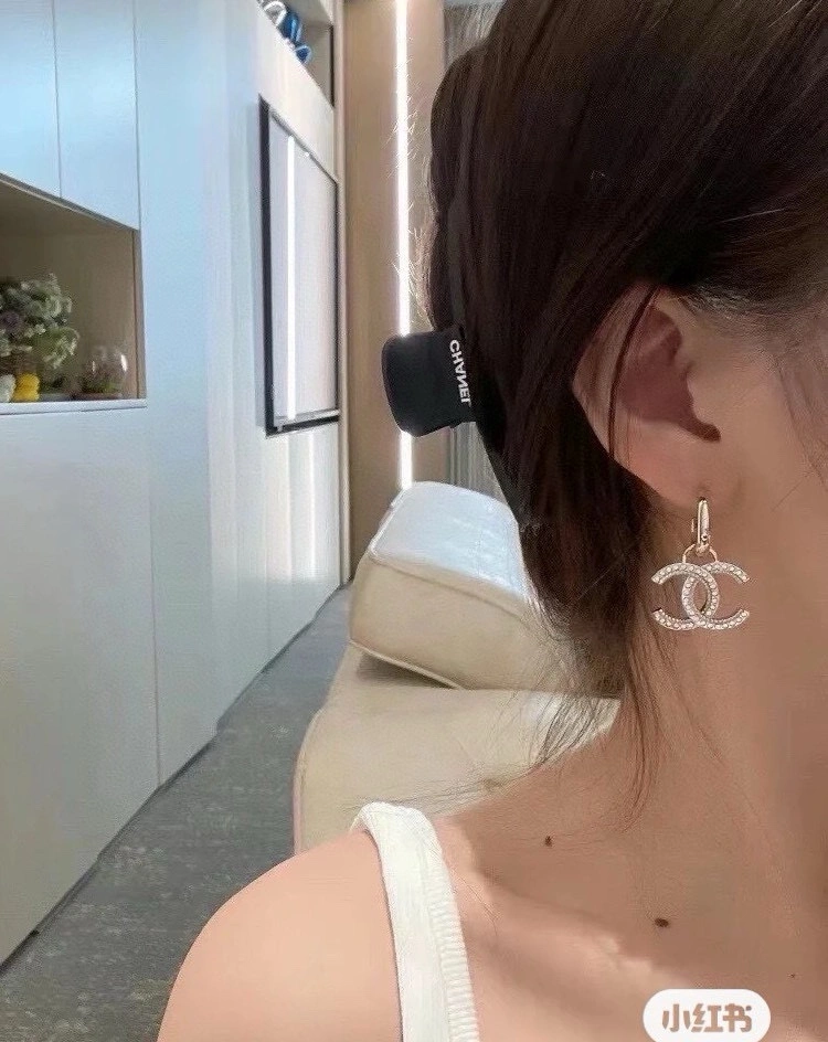 Accurate model Chanel Earrings