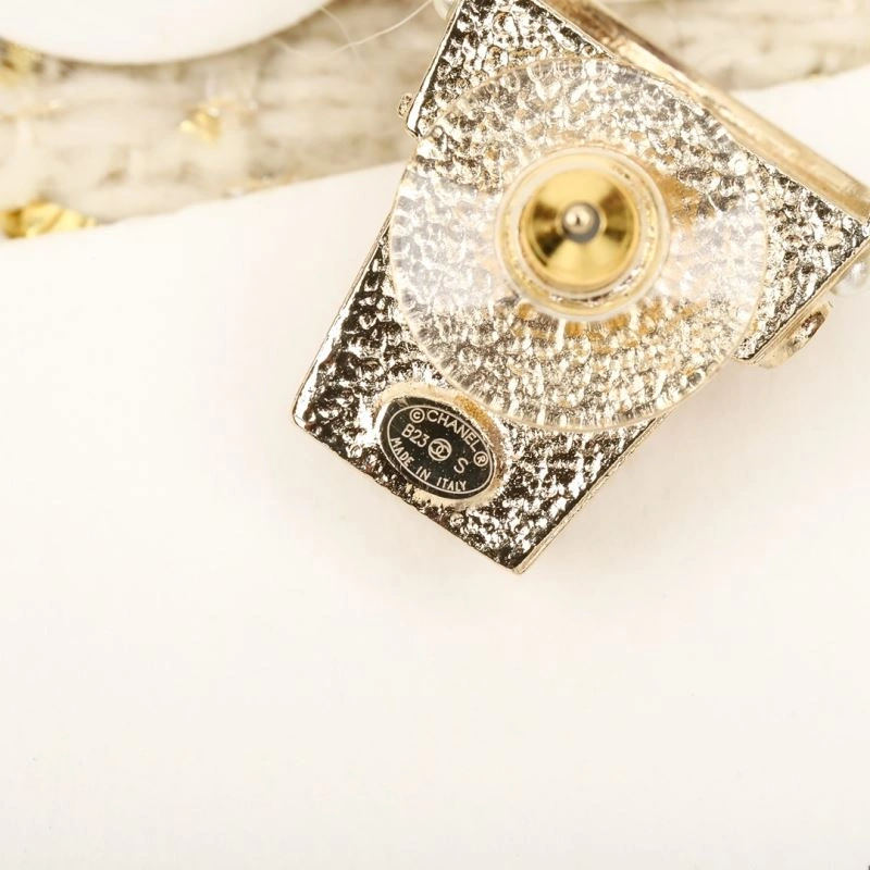 High accuracy Chanel Earrings