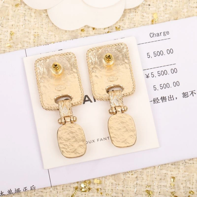 Top mirror Chanel Earrings