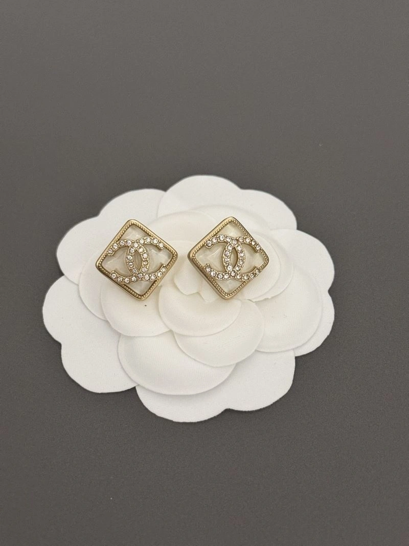 High accuracy Chanel Earrings