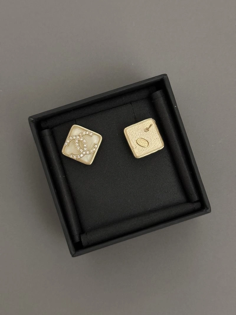 High accuracy Chanel Earrings