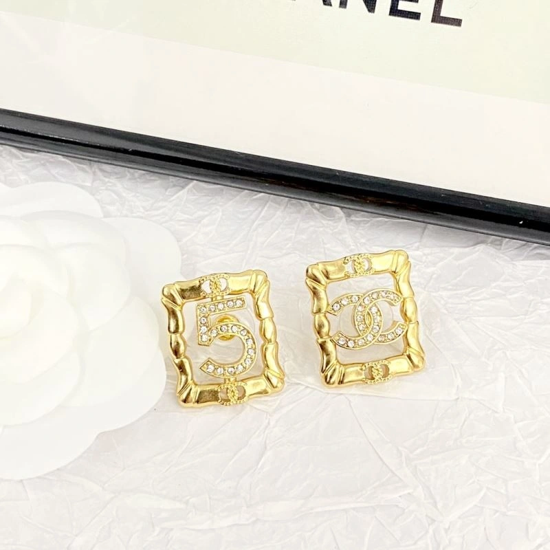 Low-cost Chanel Earrings