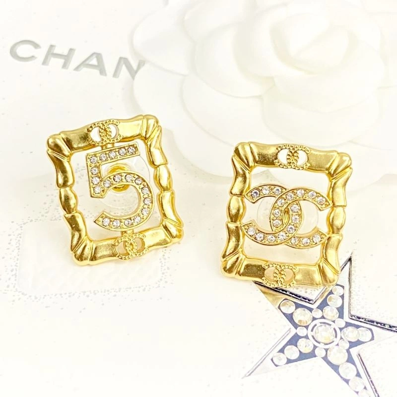 Low-cost Chanel Earrings
