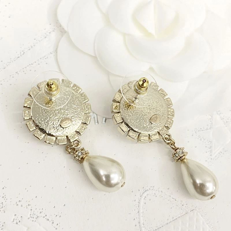 Accurate model Chanel Earrings
