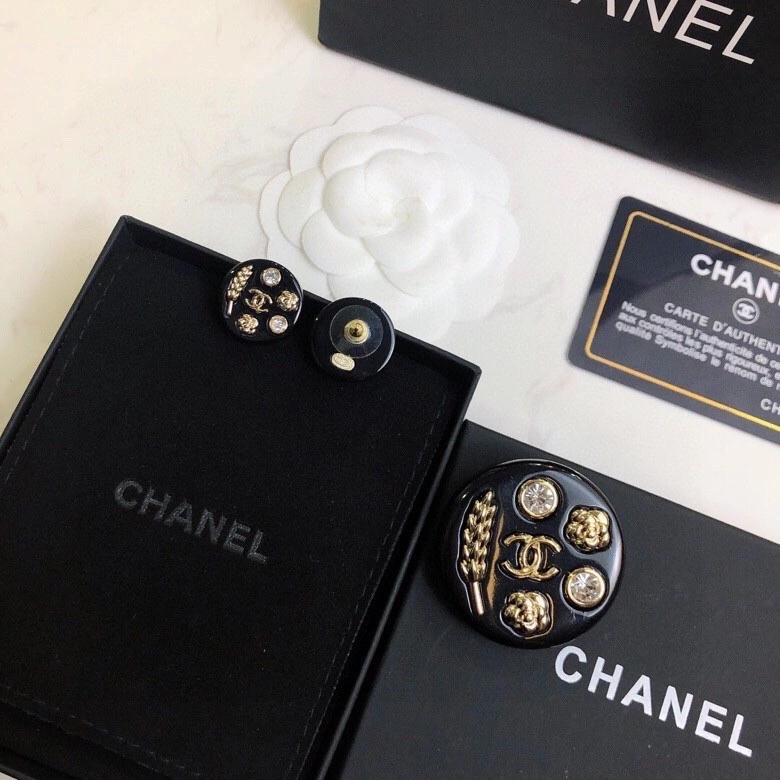 High accuracy Chanel Earrings