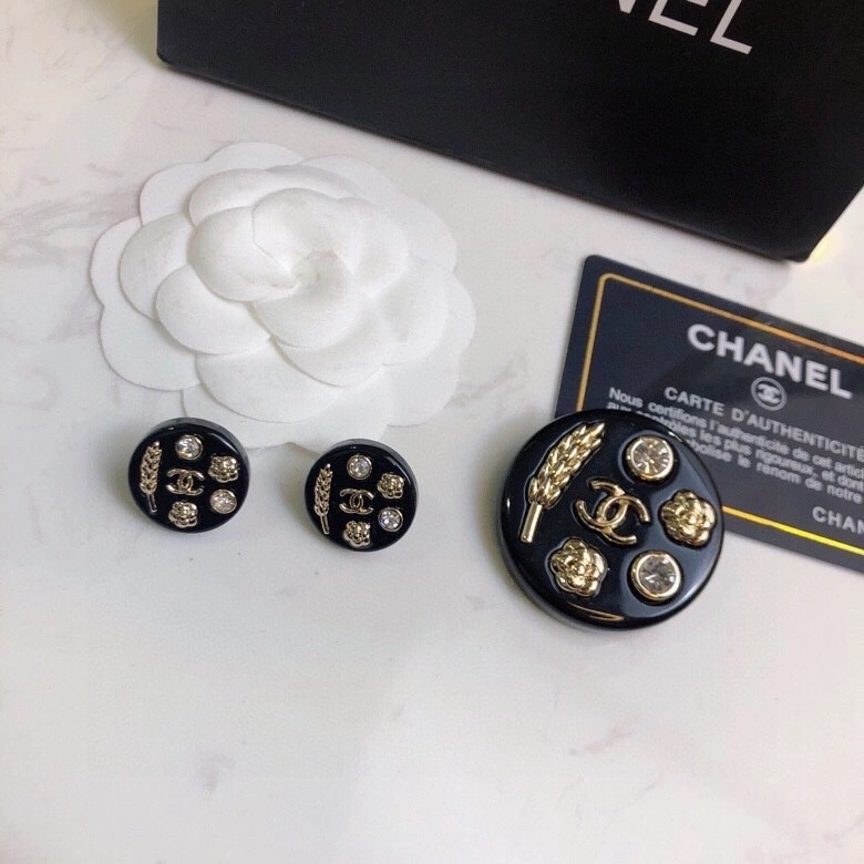 High accuracy Chanel Earrings