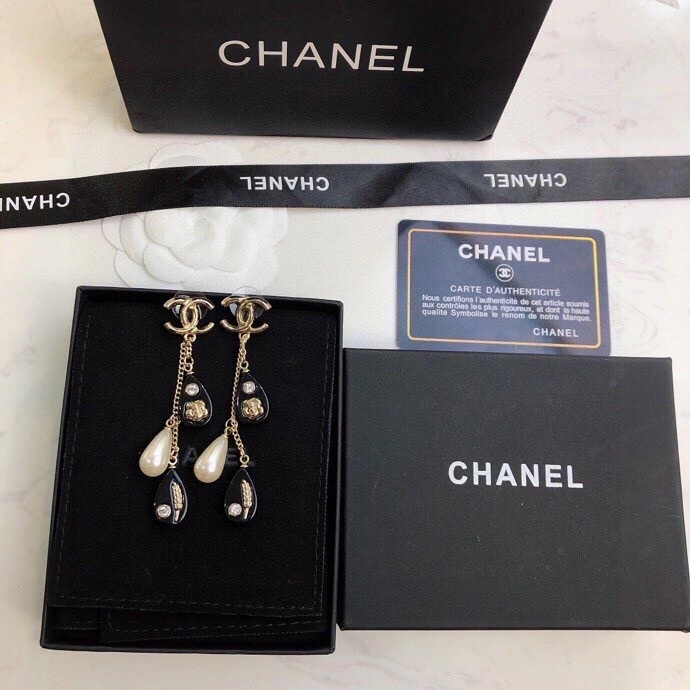 Accurate model Chanel Earrings