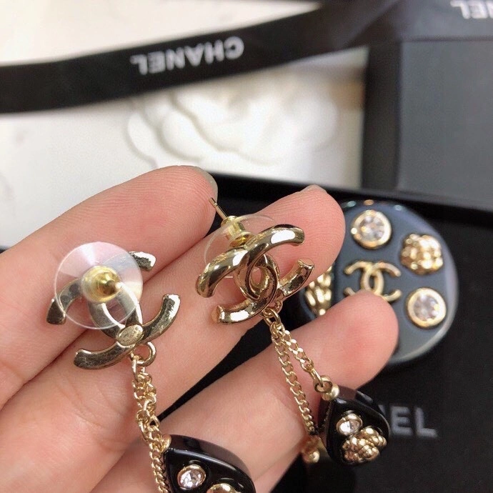 Accurate model Chanel Earrings