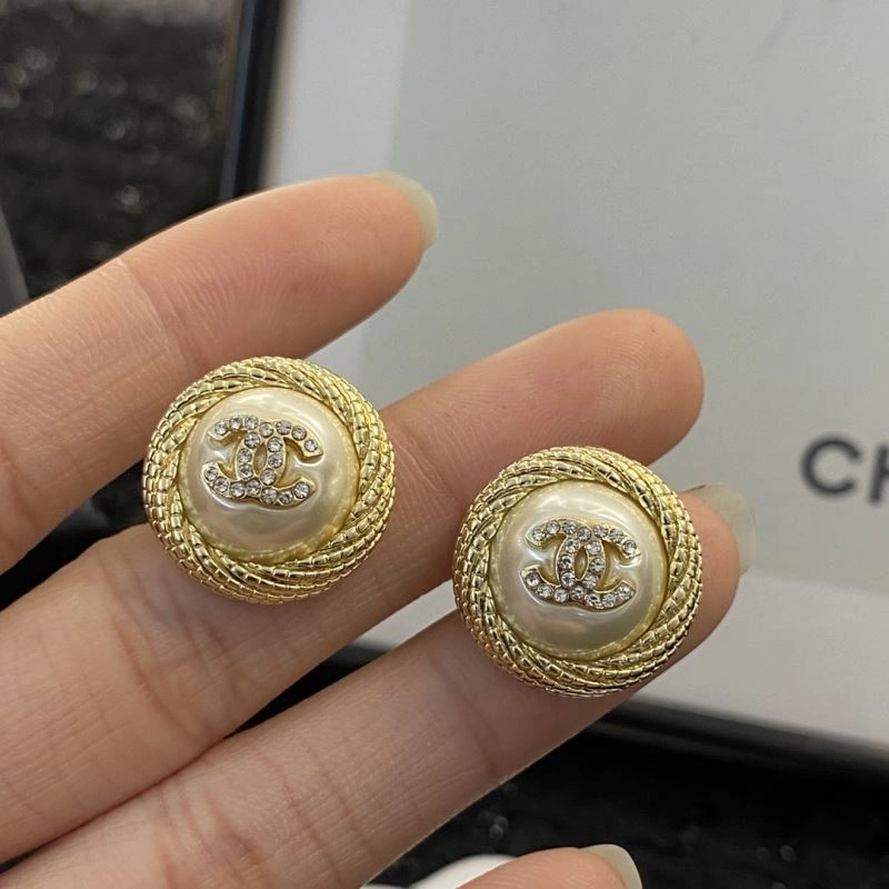 High fidelity Chanel Earrings