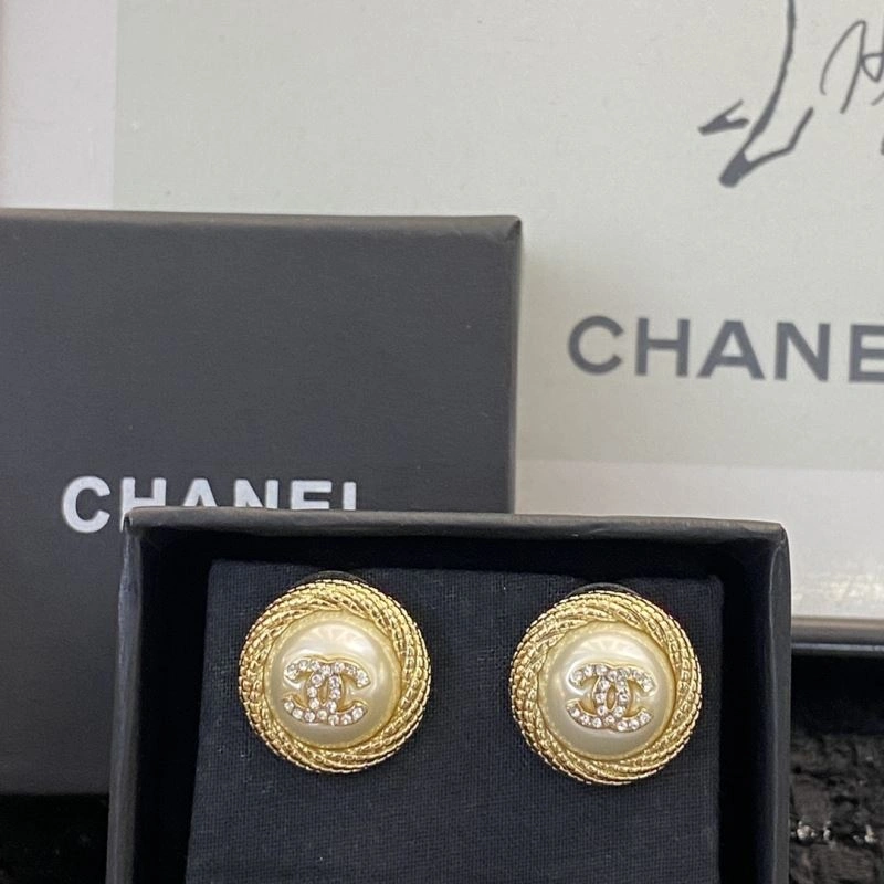 High fidelity Chanel Earrings