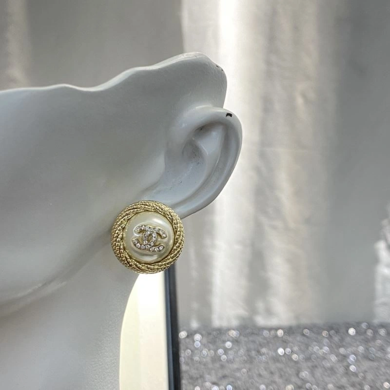 High fidelity Chanel Earrings