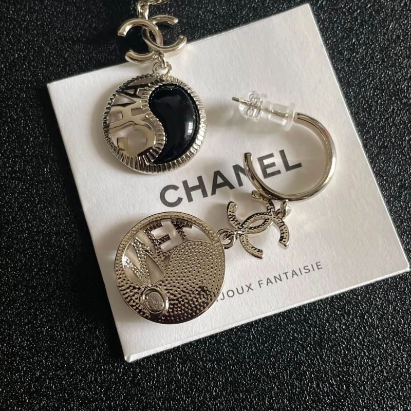 High accuracy Chanel Earrings