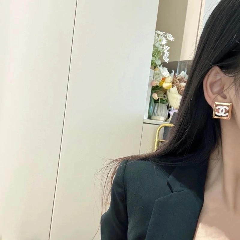 Exact replica Chanel Earrings