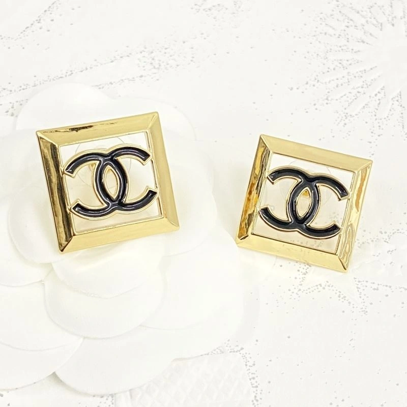 Discounted Chanel Earrings