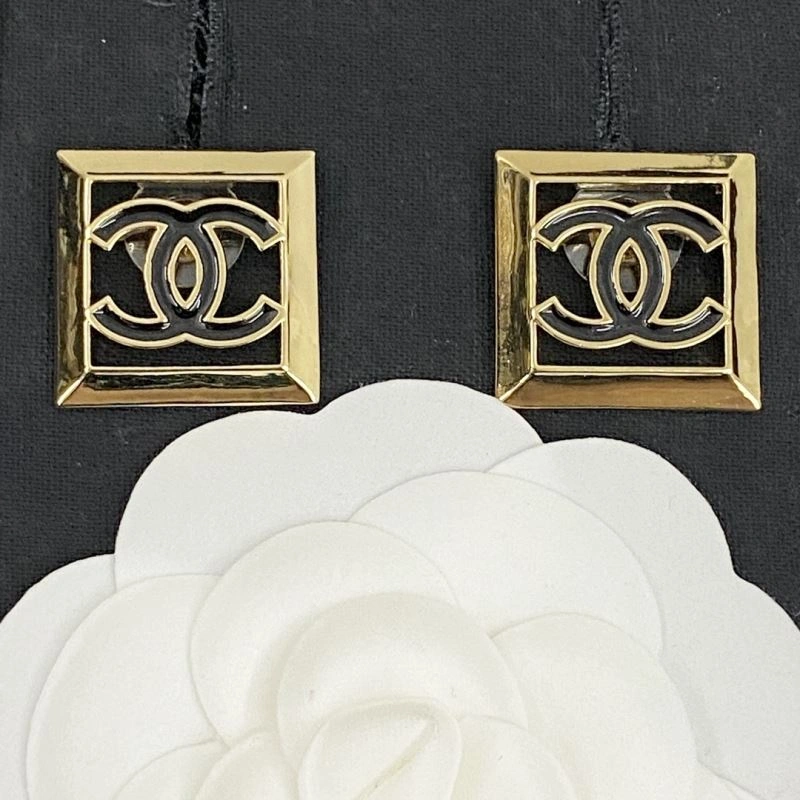 Discounted Chanel Earrings