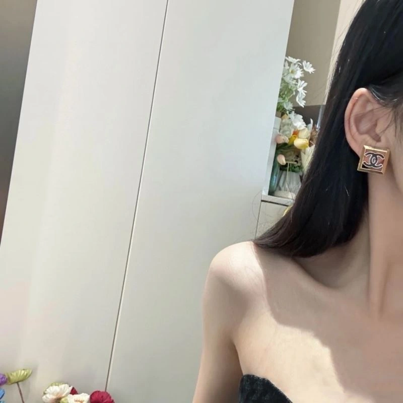 Discounted Chanel Earrings