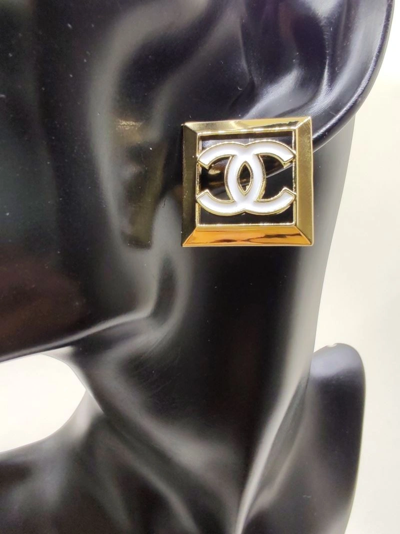 Brand-authenticated Chanel Earrings