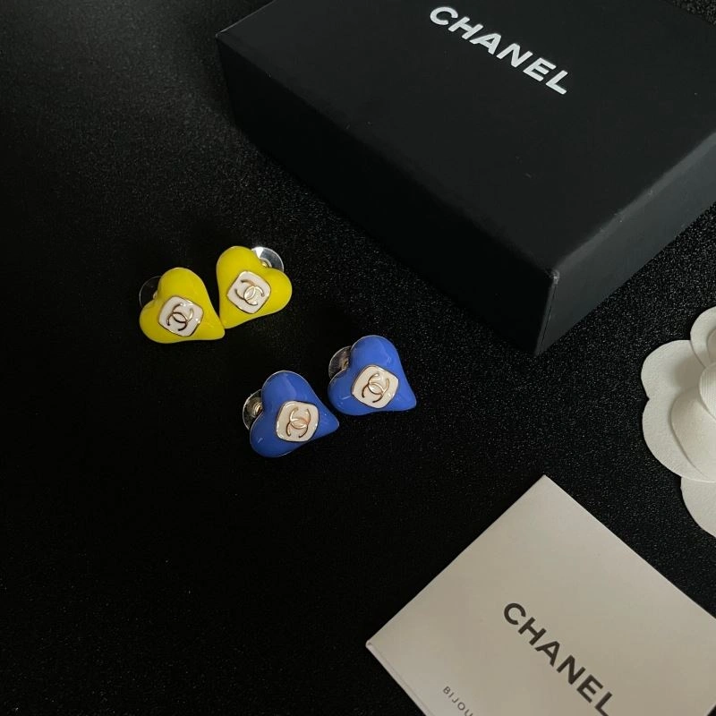 Top match Chanel Earrings