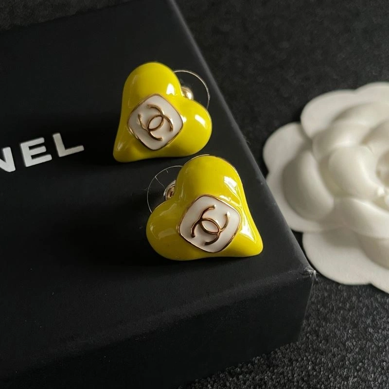 Top match Chanel Earrings