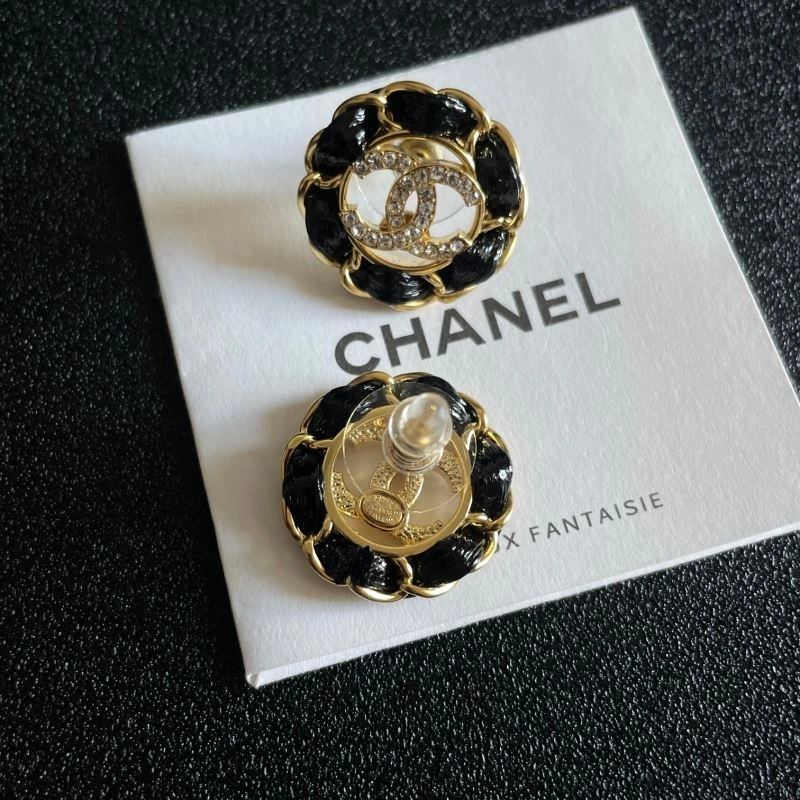 Top mirror Chanel Earrings