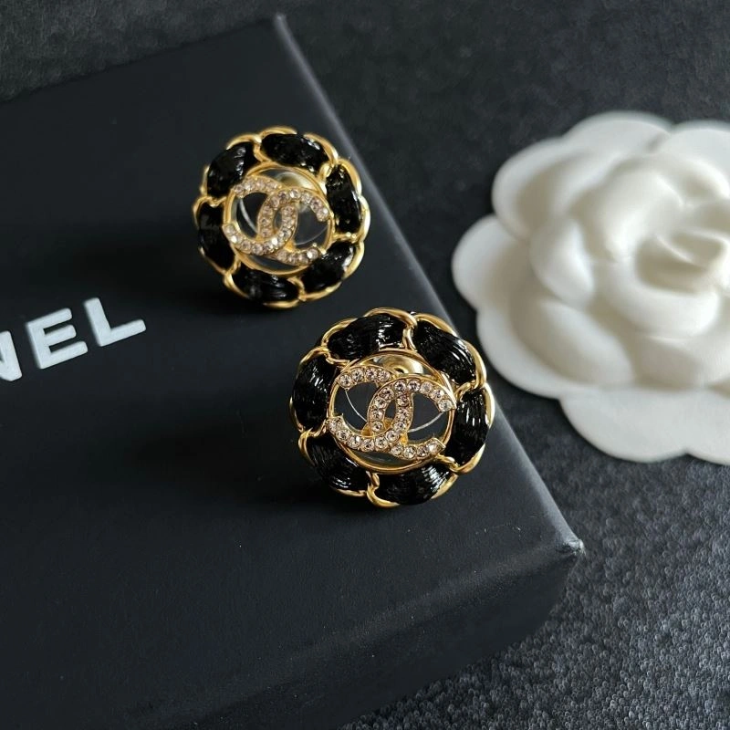 Top mirror Chanel Earrings