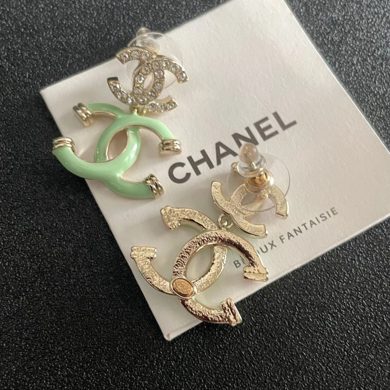 Top match Chanel Earrings