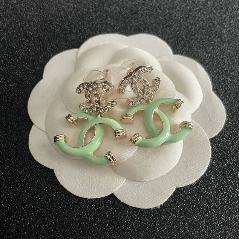 Top match Chanel Earrings