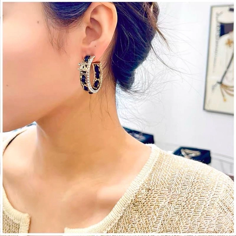 High accuracy Chanel Earrings