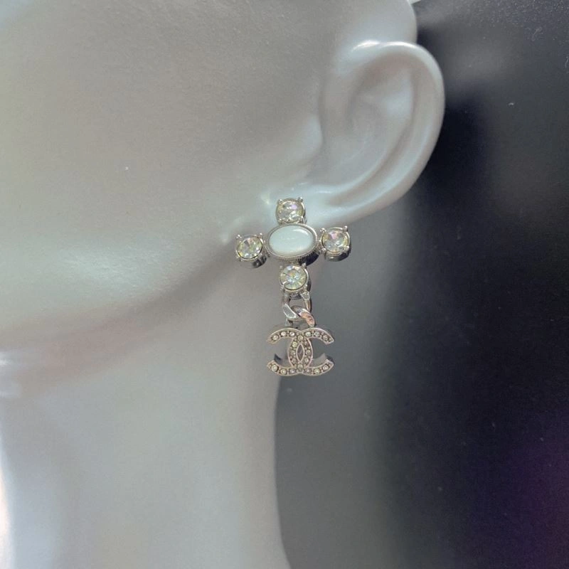 High accuracy Chanel Earrings
