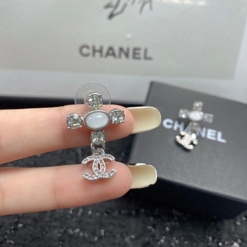 High accuracy Chanel Earrings