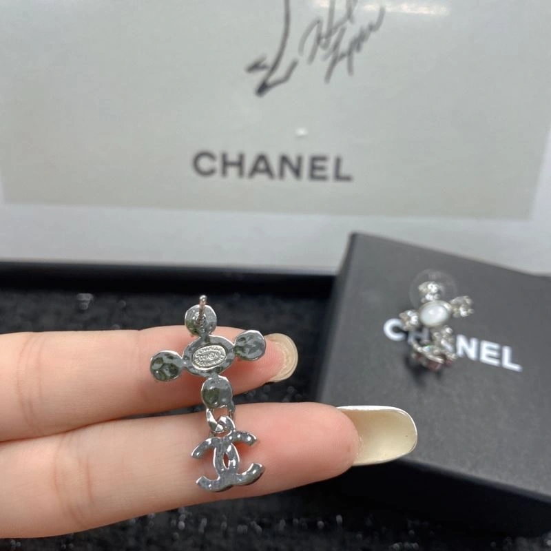 High accuracy Chanel Earrings