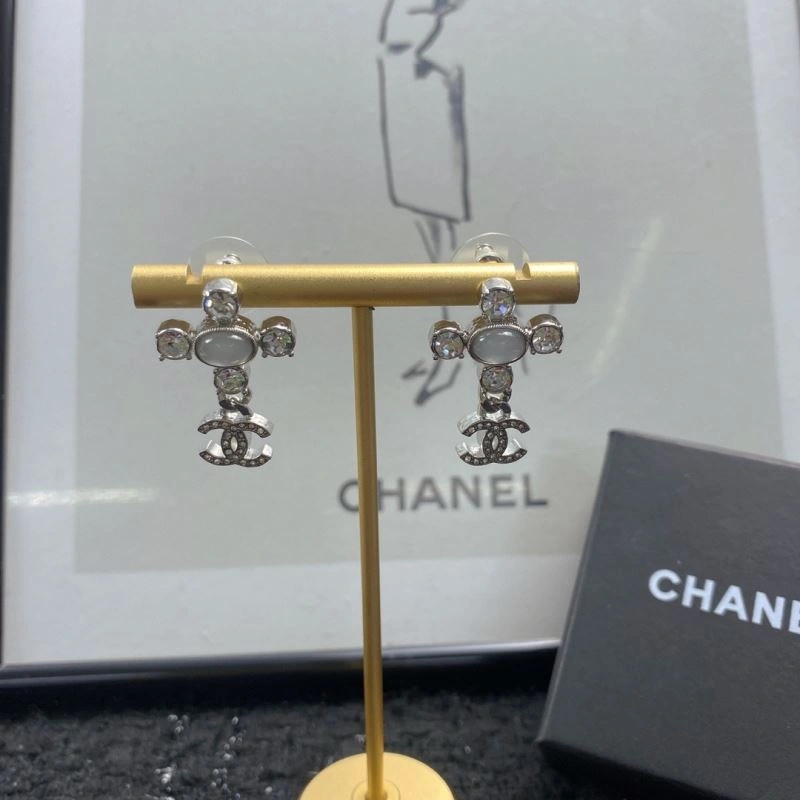 High accuracy Chanel Earrings