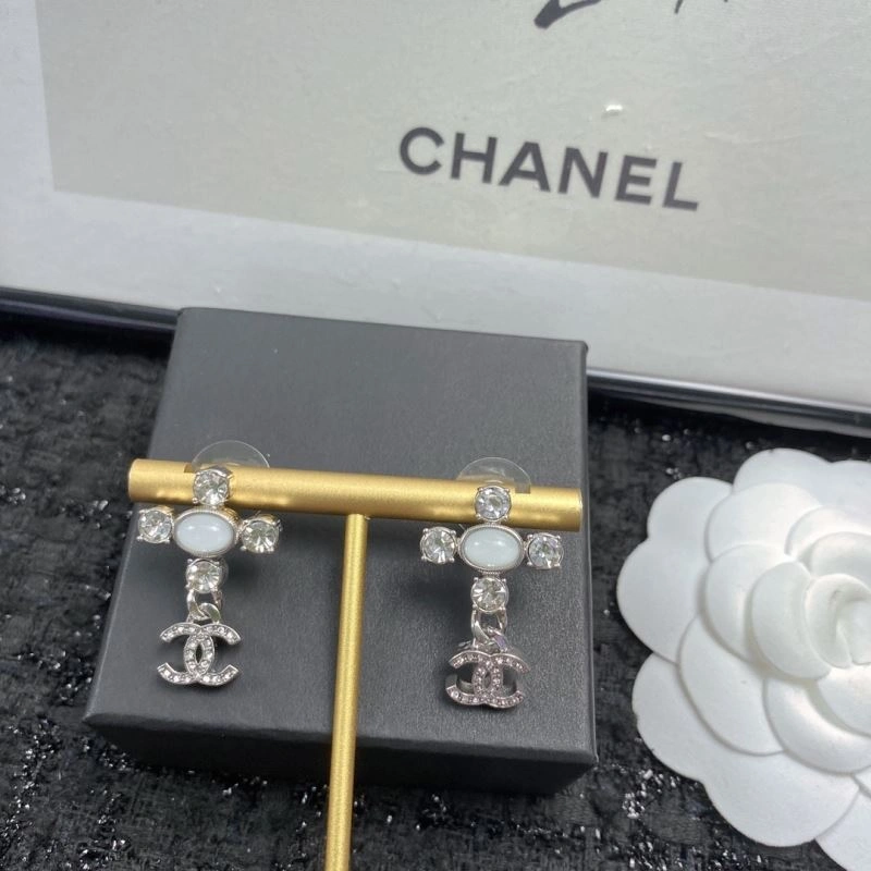 High accuracy Chanel Earrings
