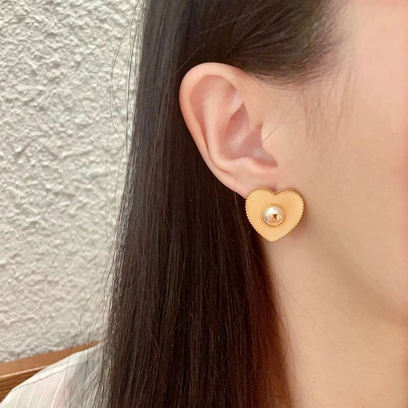 Accurate model Chanel Earrings