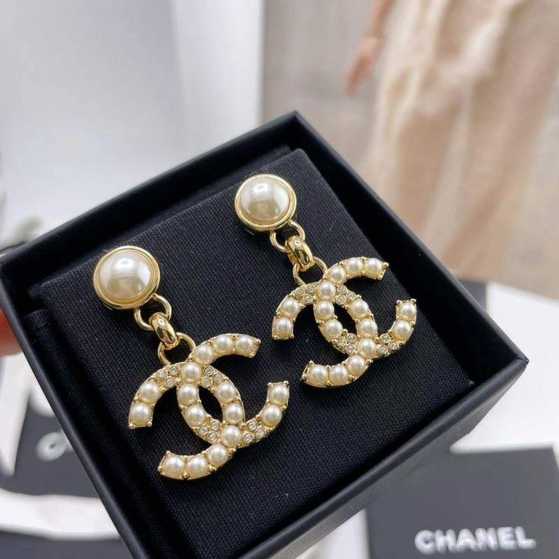 Low-cost Chanel Earrings