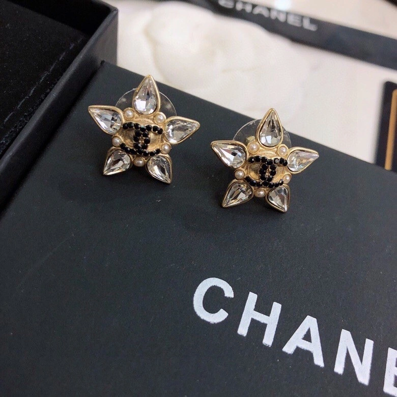 High accuracy Chanel Earrings