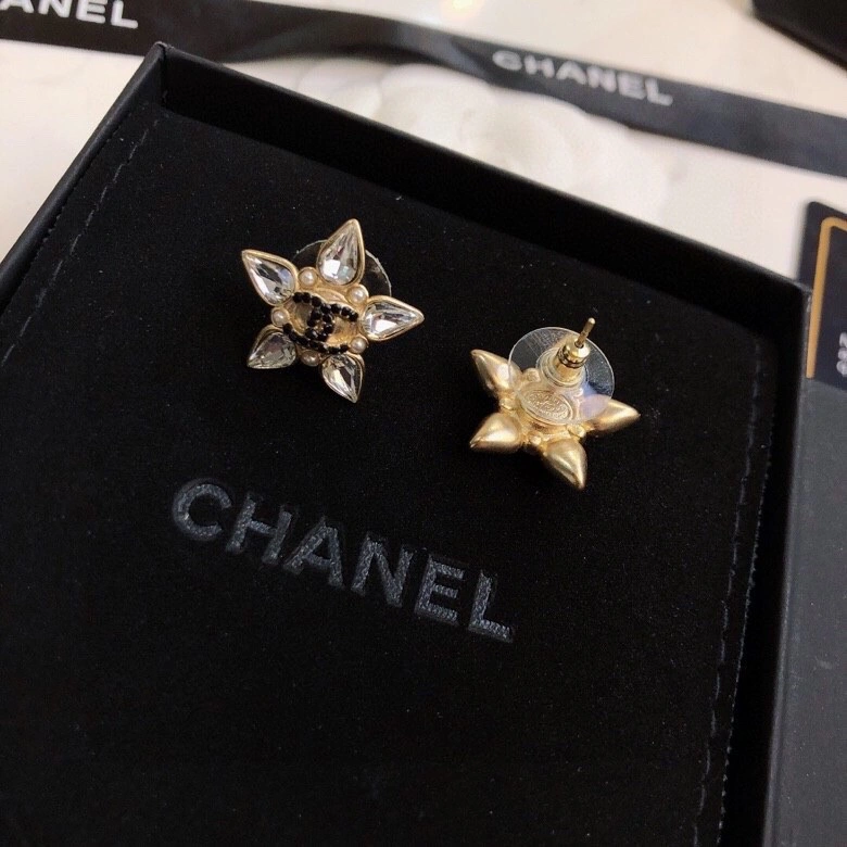 High accuracy Chanel Earrings