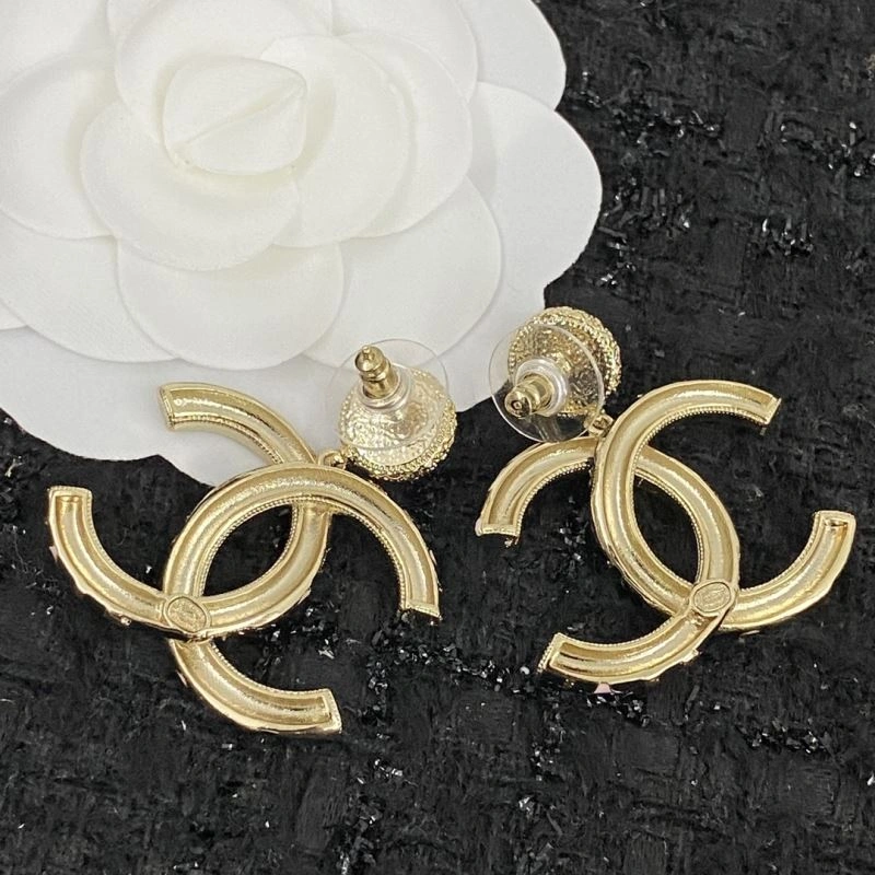 High accuracy Chanel Earrings