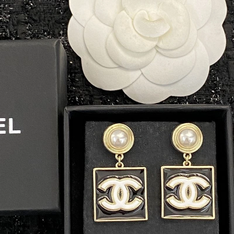 Brand-authenticated Chanel Earrings