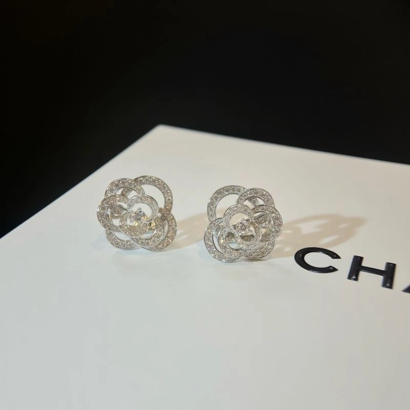 Top mirror Chanel Earrings