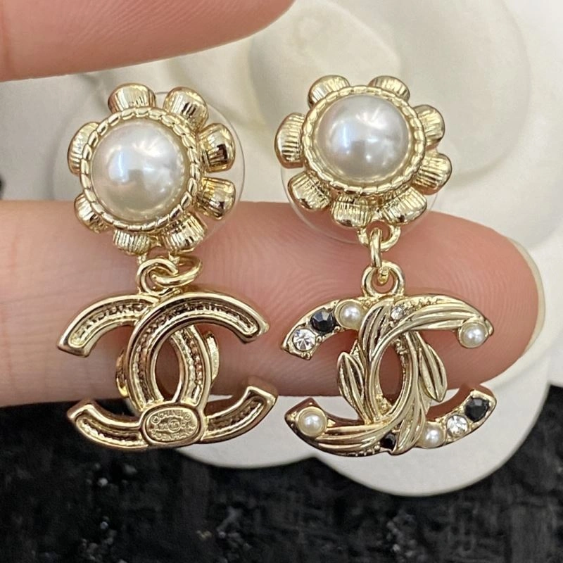 High accuracy Chanel Earrings