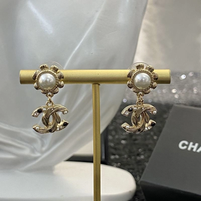 High accuracy Chanel Earrings