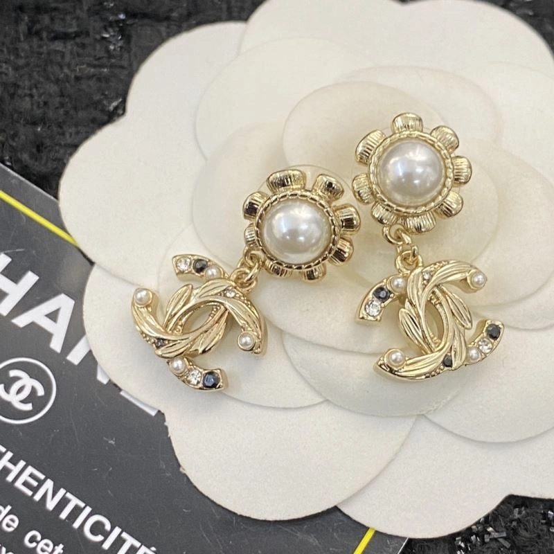 High accuracy Chanel Earrings