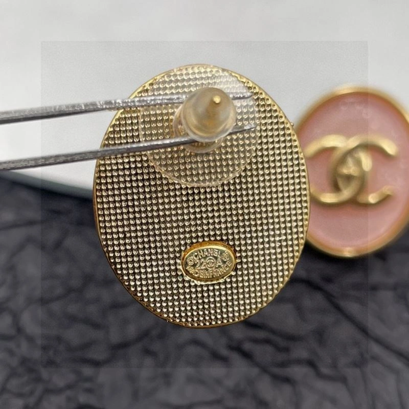 Top match Chanel Earrings