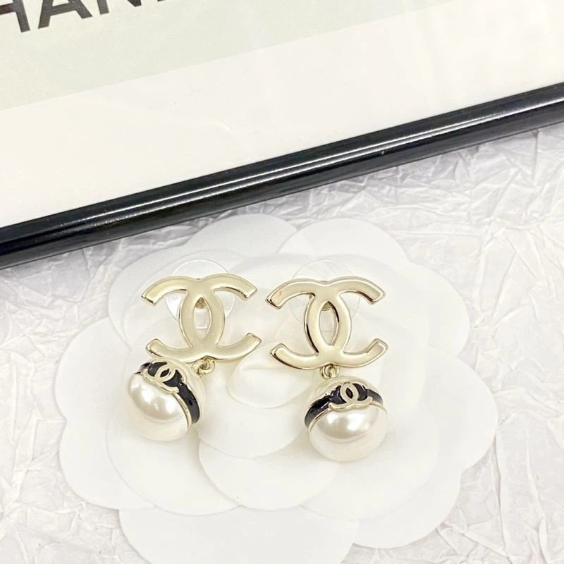 Low-cost Chanel Earrings