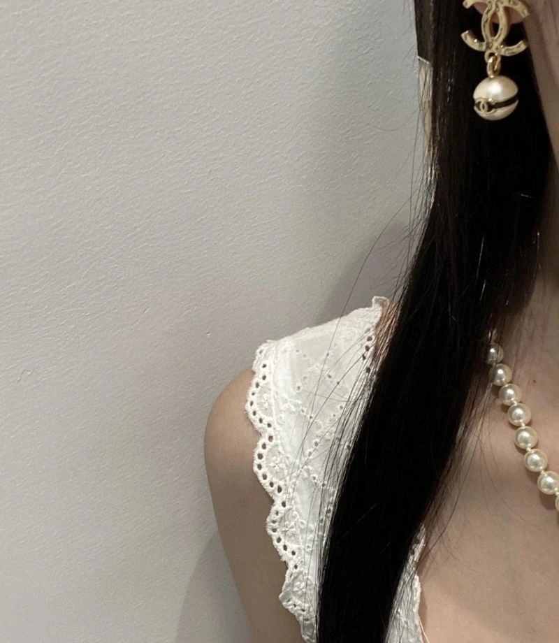 Low-cost Chanel Earrings