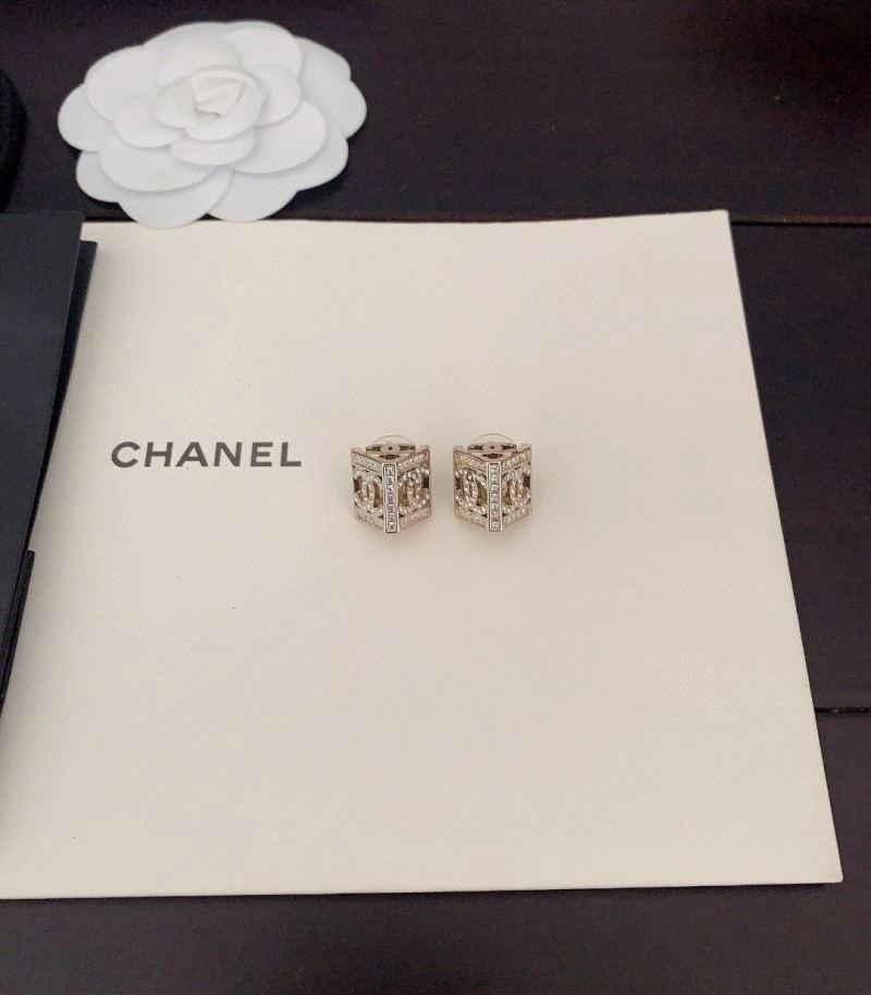 Top mirror Chanel Earrings